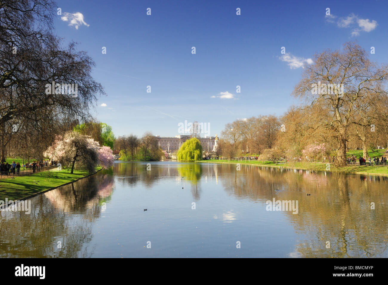St. james park london hi-res stock photography and images - Alamy