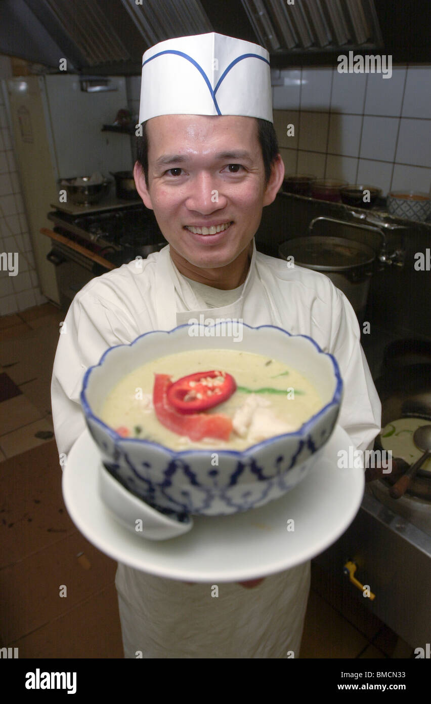 English curry man hi-res stock photography and images - Alamy