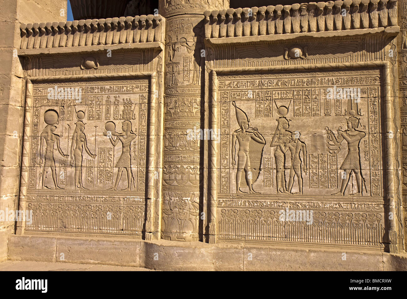 Egypt Denderah Wall Of Roman Birthing Temple Stock Photo - Alamy