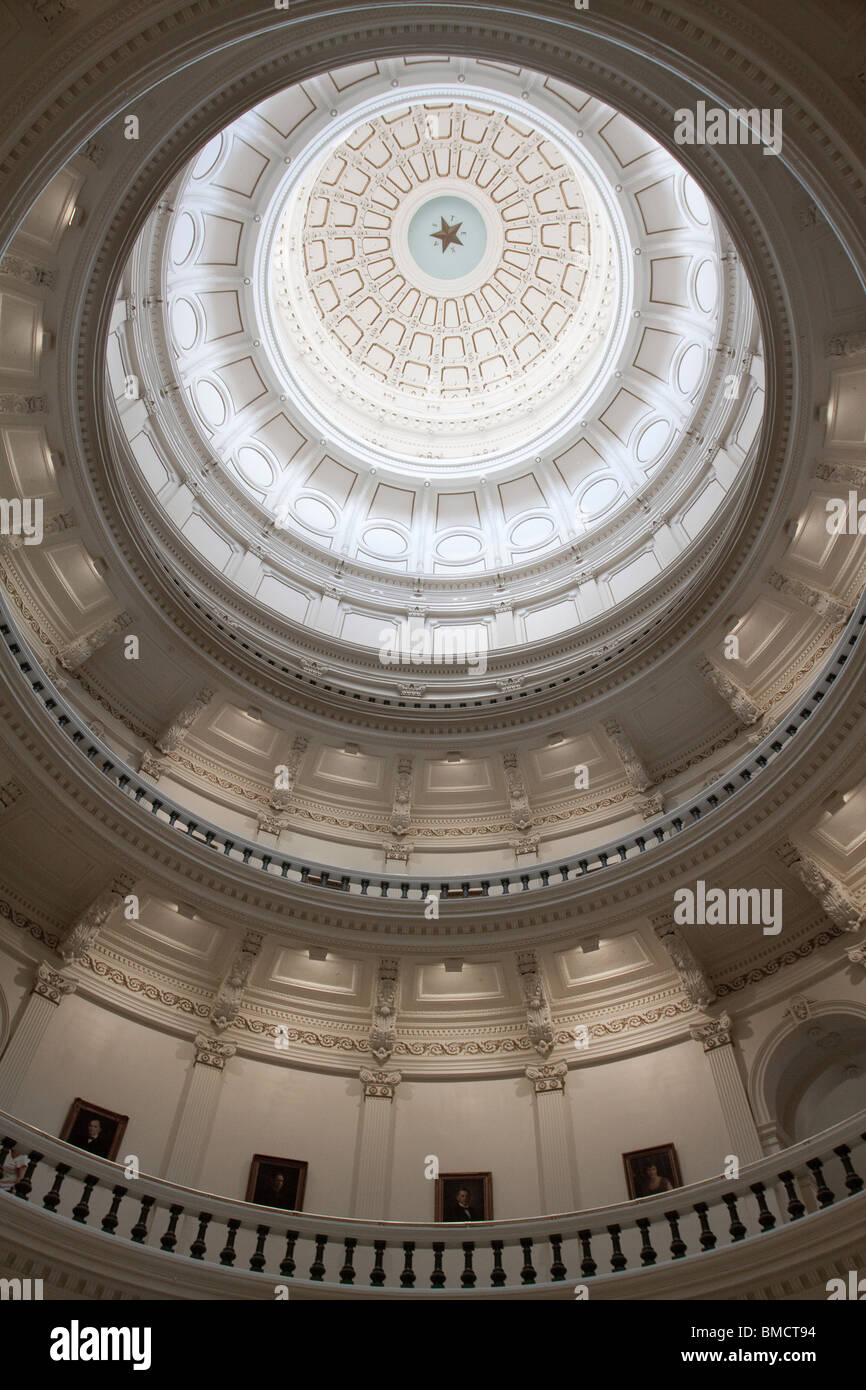 Ceiling of rotunda dome inside Texas state capitol building or ...
