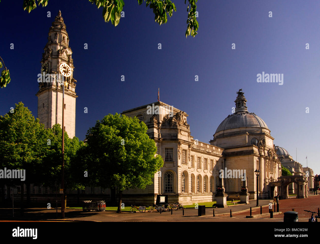 Cardiff civic centre center hi-res stock photography and images - Alamy
