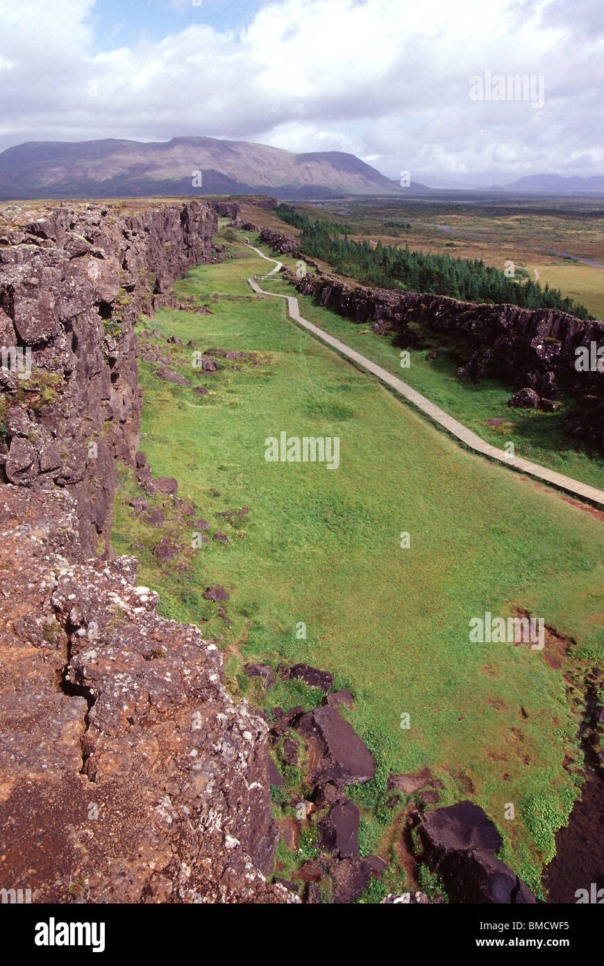 thingvellir pingvellir national park iceland fault line in earths crust ...