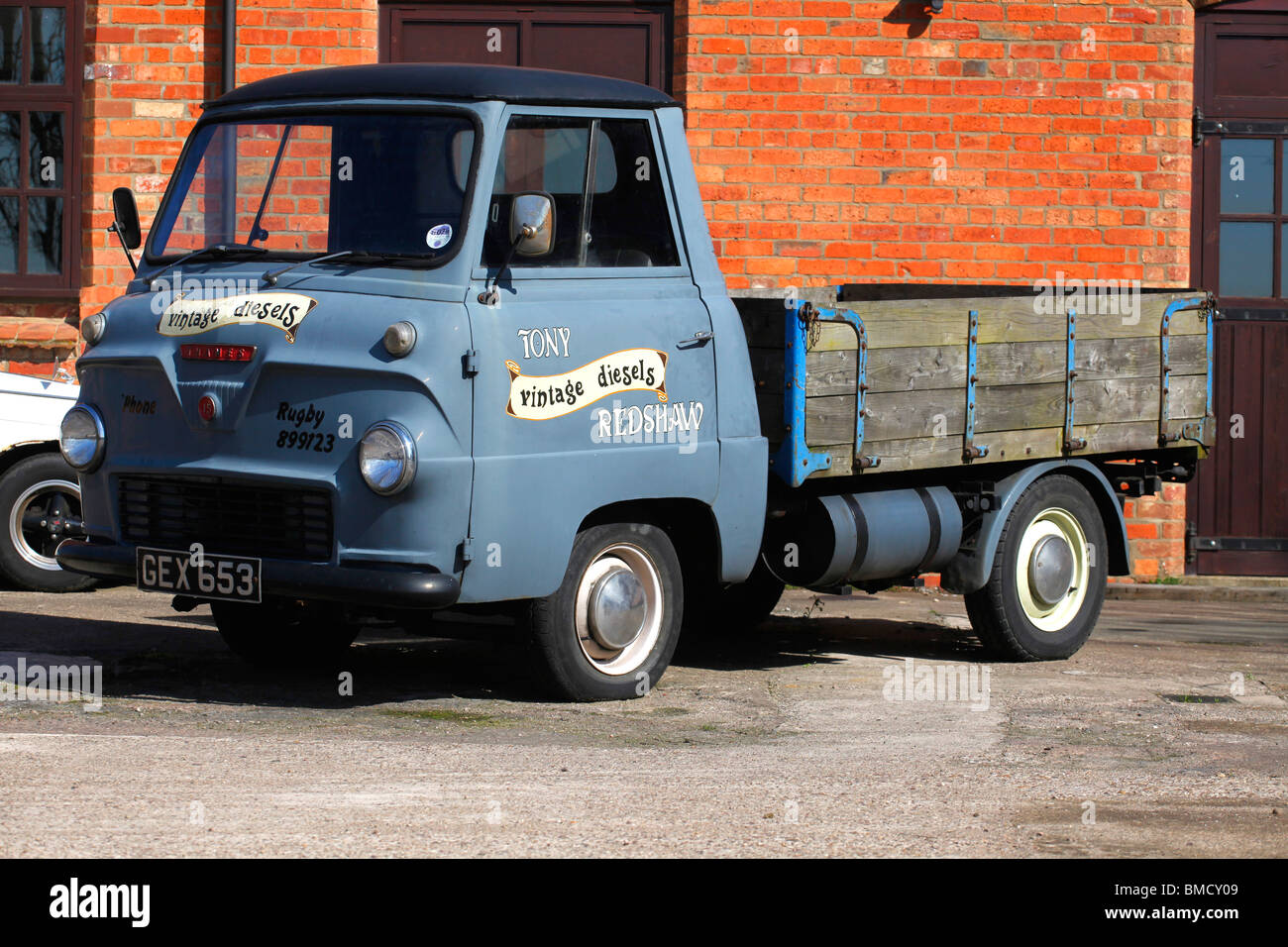 Ford thames truck hi-res stock photography and images - Alamy