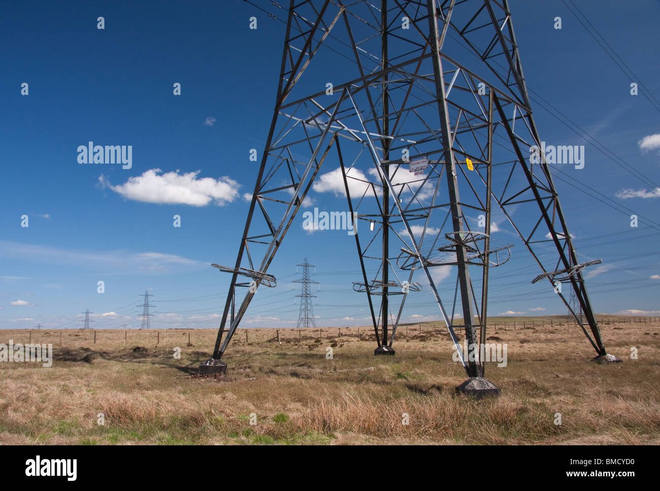 Electricity distribution pylons hi-res stock photography and images - Alamy