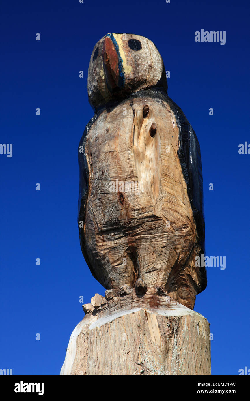 Puffin sculpture hi-res stock photography and images - Alamy