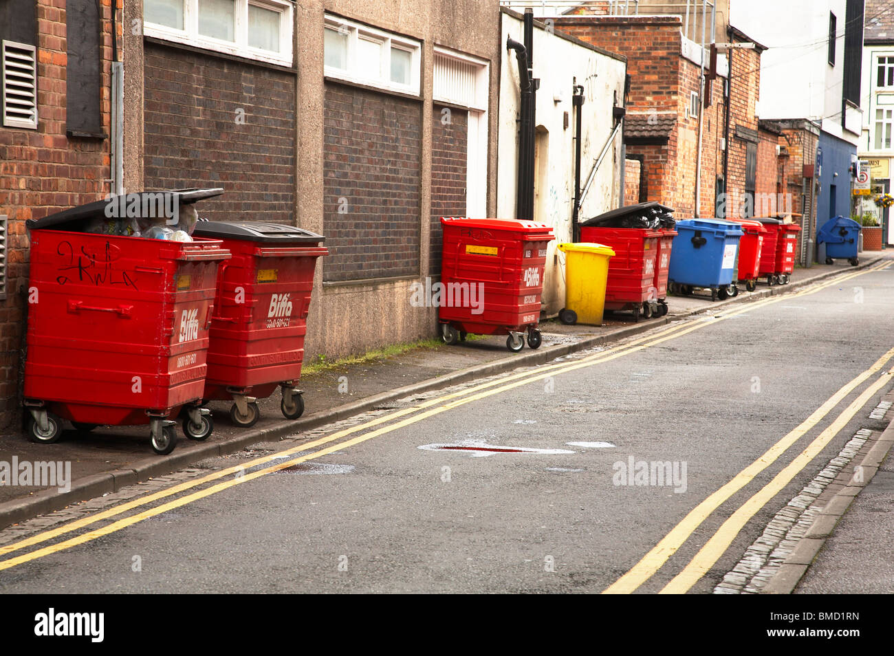 Disposal containers hi-res stock photography and images - Alamy