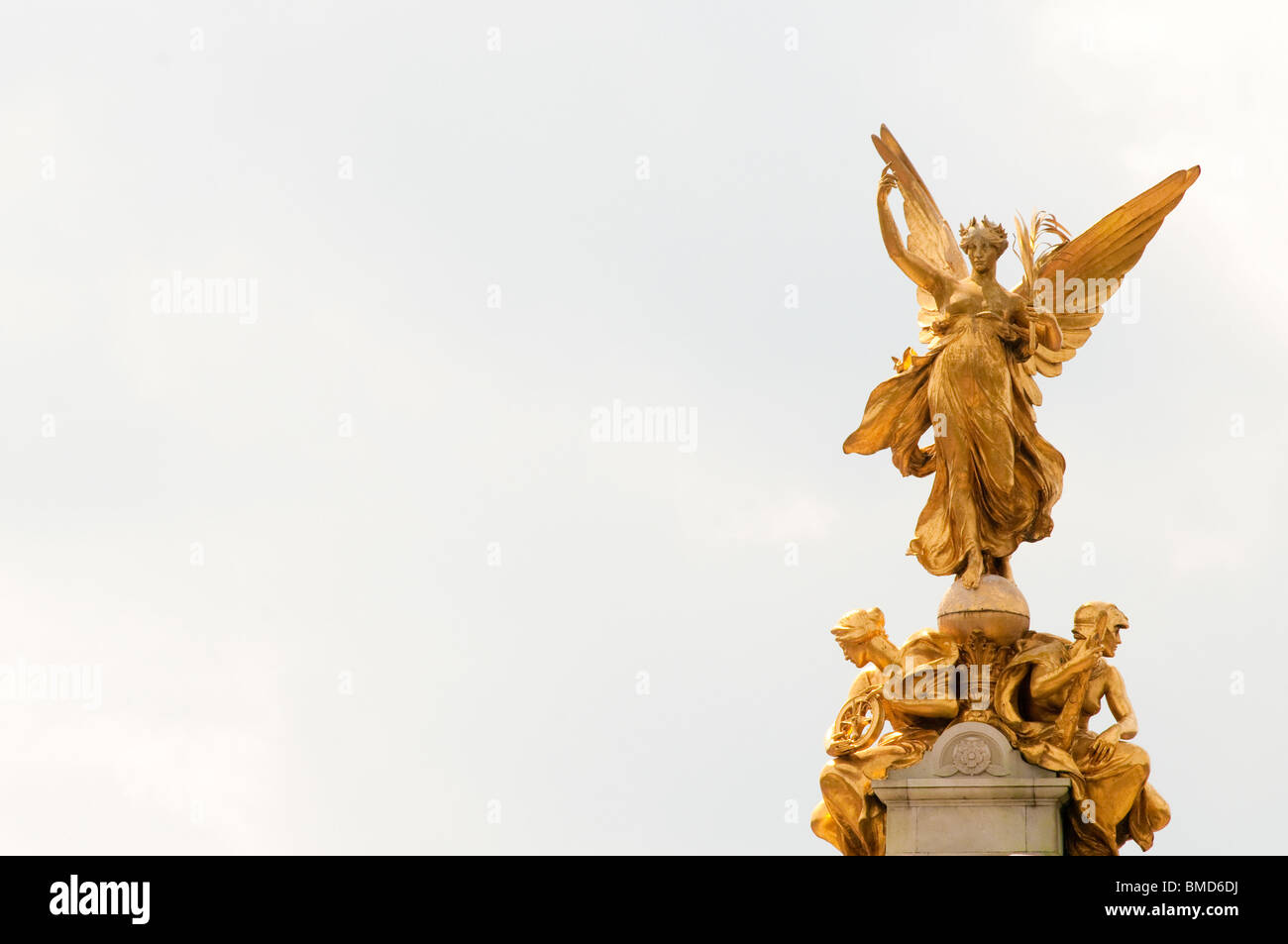 Golden Angel Statue High Resolution Stock Photography and Images - Alamy