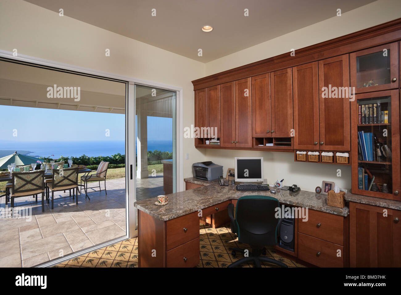 Luxury Home Office in Hawaii Stock Photo - Alamy