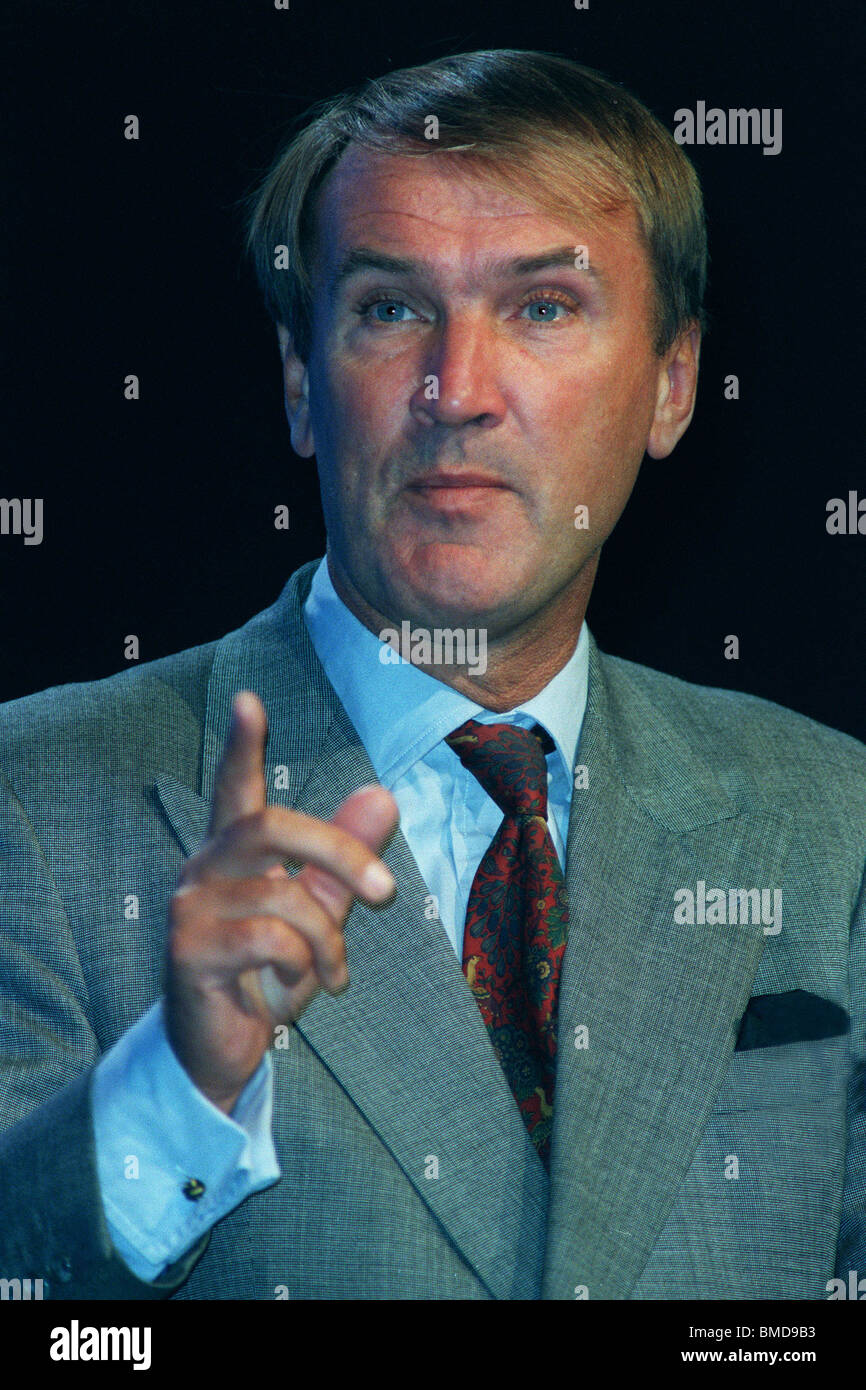 Andrew Mackay Mp High Resolution Stock Photography and Images - Alamy