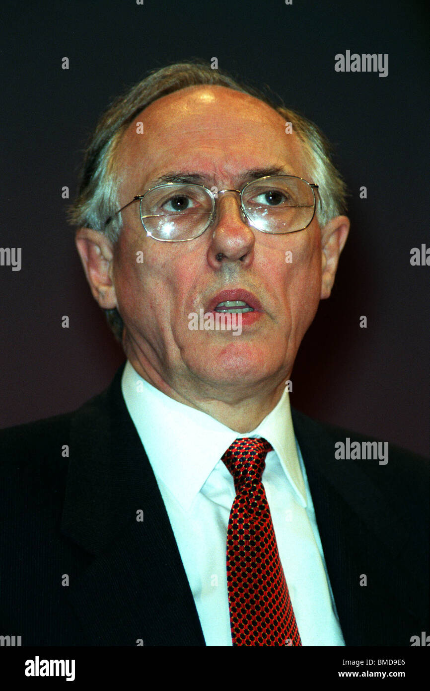 Secretary of state for scotland donald dewar hi-res stock photography ...