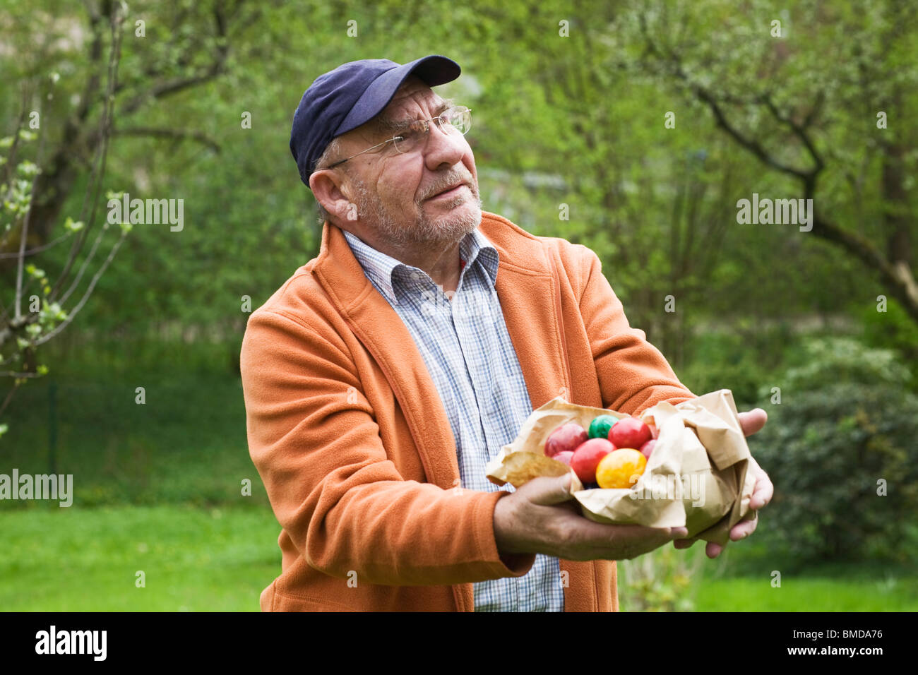 Easter eggs with beard hi-res stock photography and images - Alamy