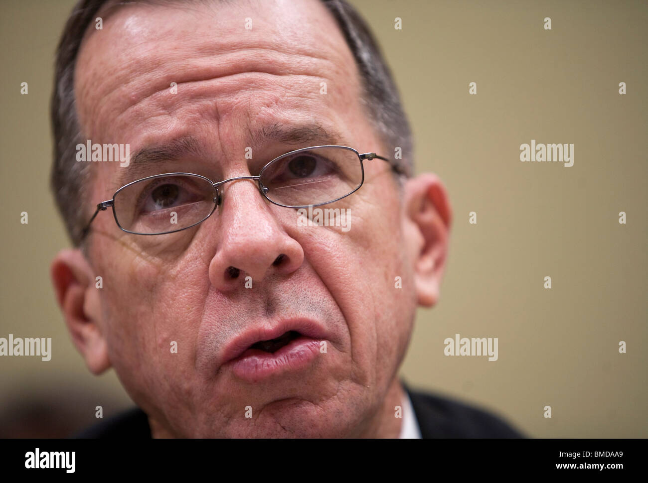 Chairman Of The Joint Chiefs Of Staff Admiral Michael Mullen Stock ...