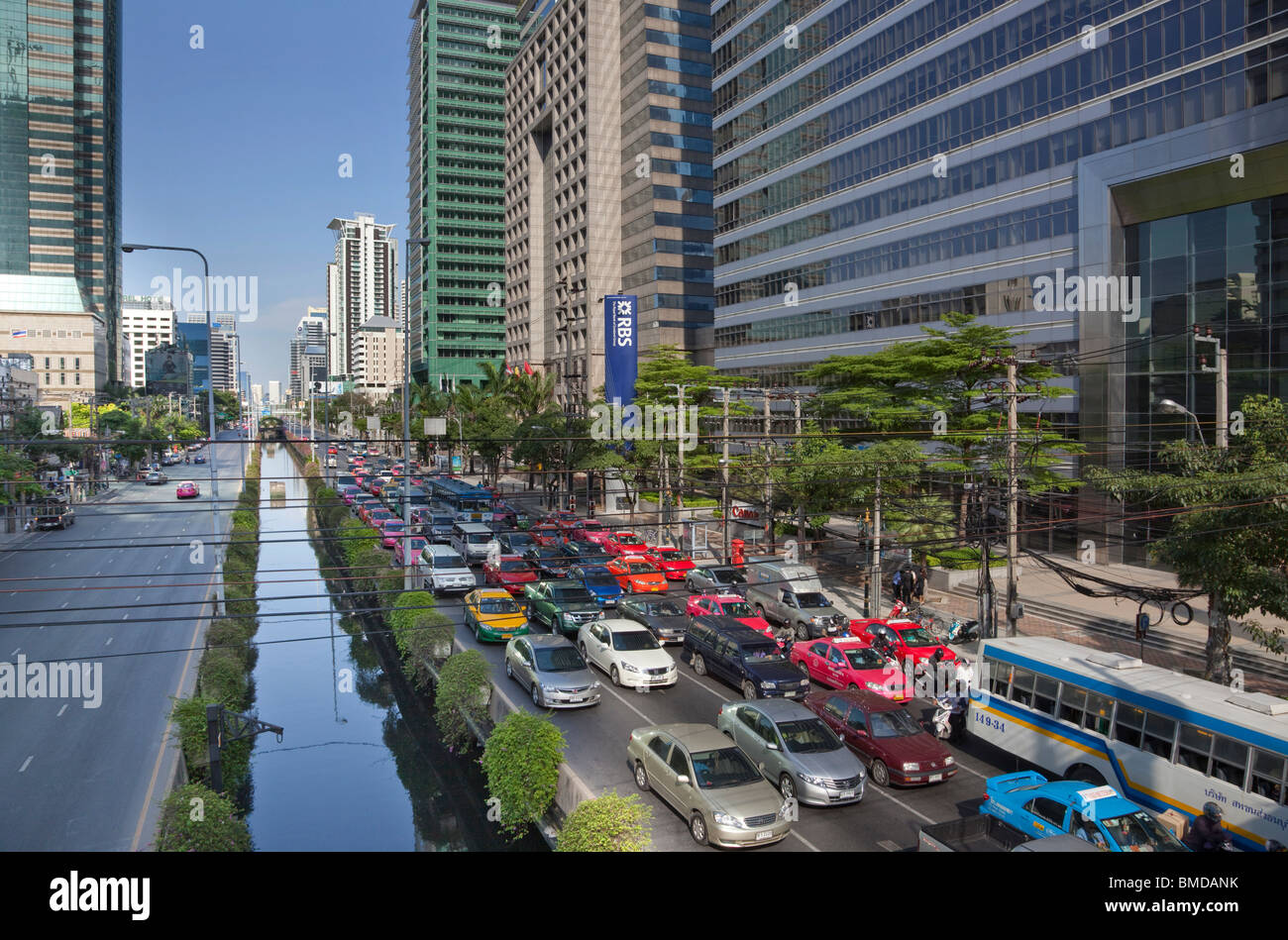 Sathorn tai hi-res stock photography and images - Alamy