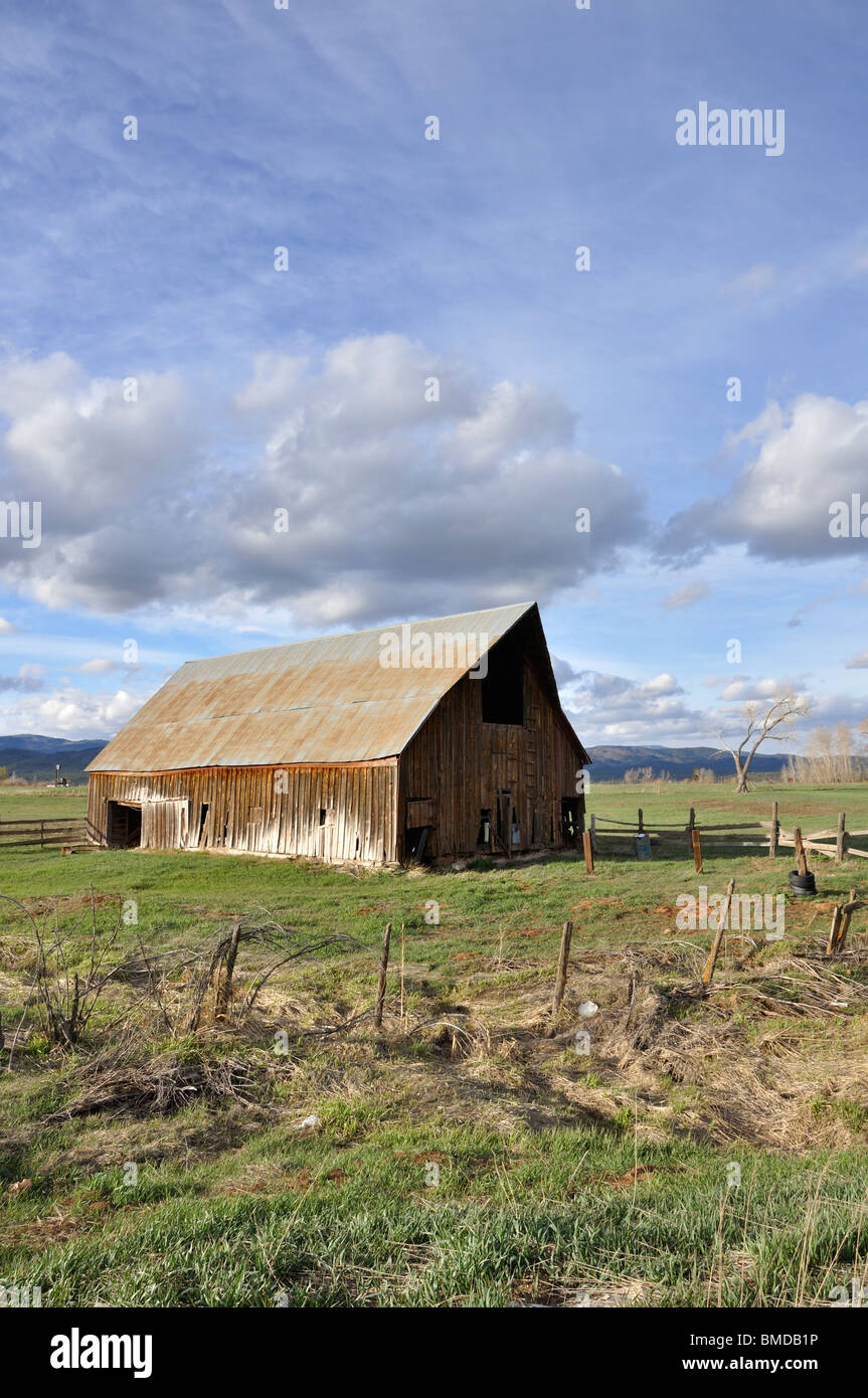 Old barn, Colorado landscape, USA Stock Photo - Alamy