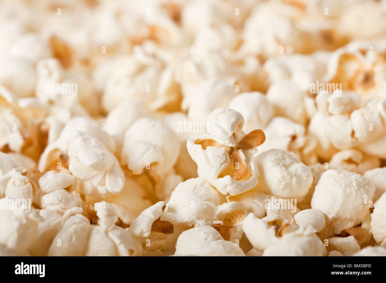 Close-up of fresh popcorn - selective focus Stock Photo - Alamy