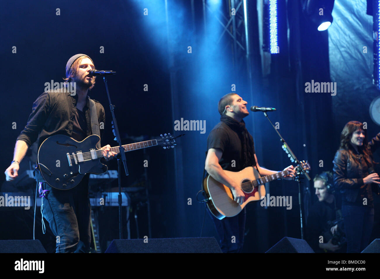 Hillsong worship hi-res stock photography and images - Alamy