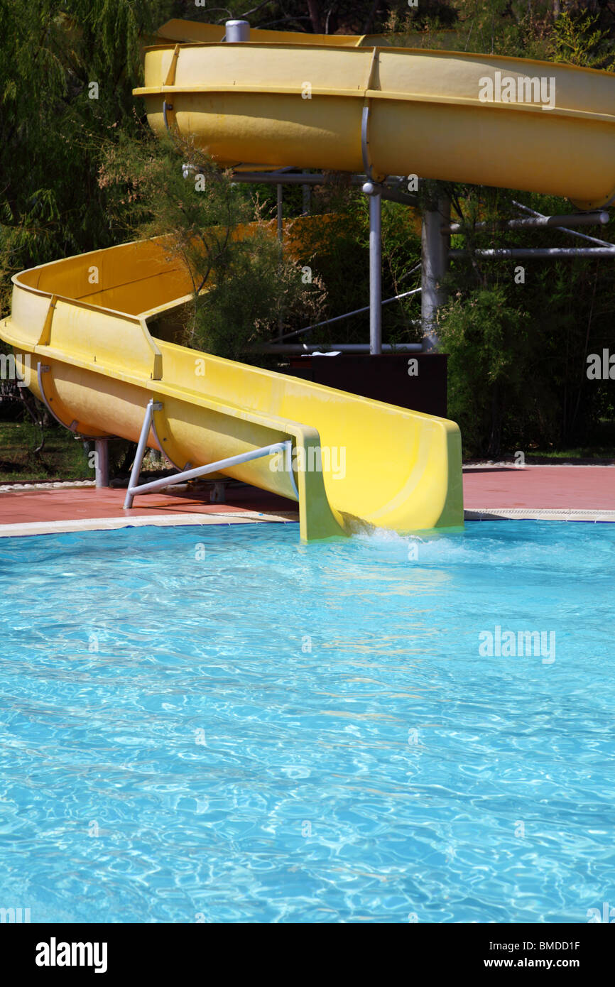 Aquapark slide hi-res stock photography and images - Alamy