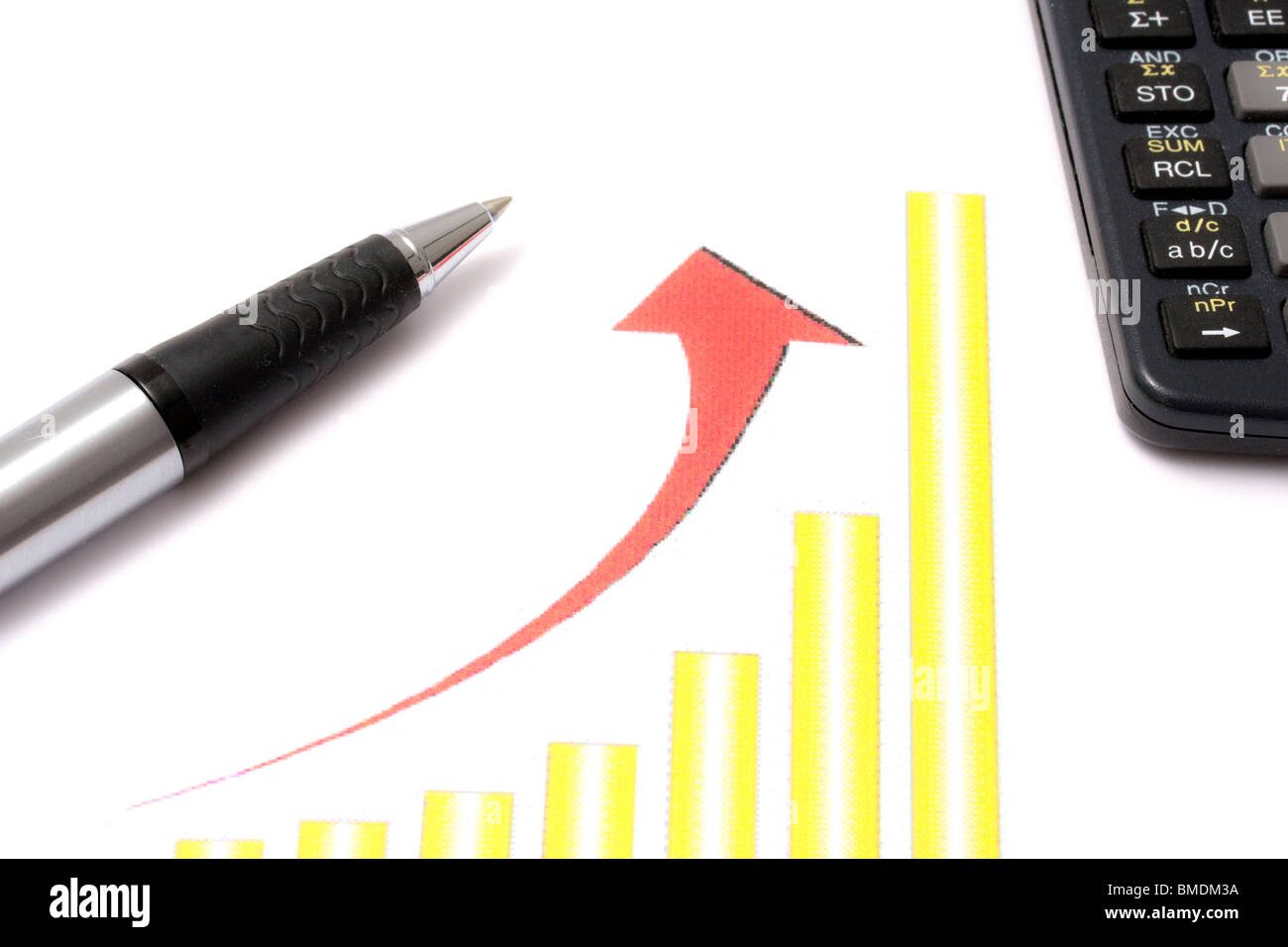 Analyzing bar graph and chart hi-res stock photography and images - Alamy