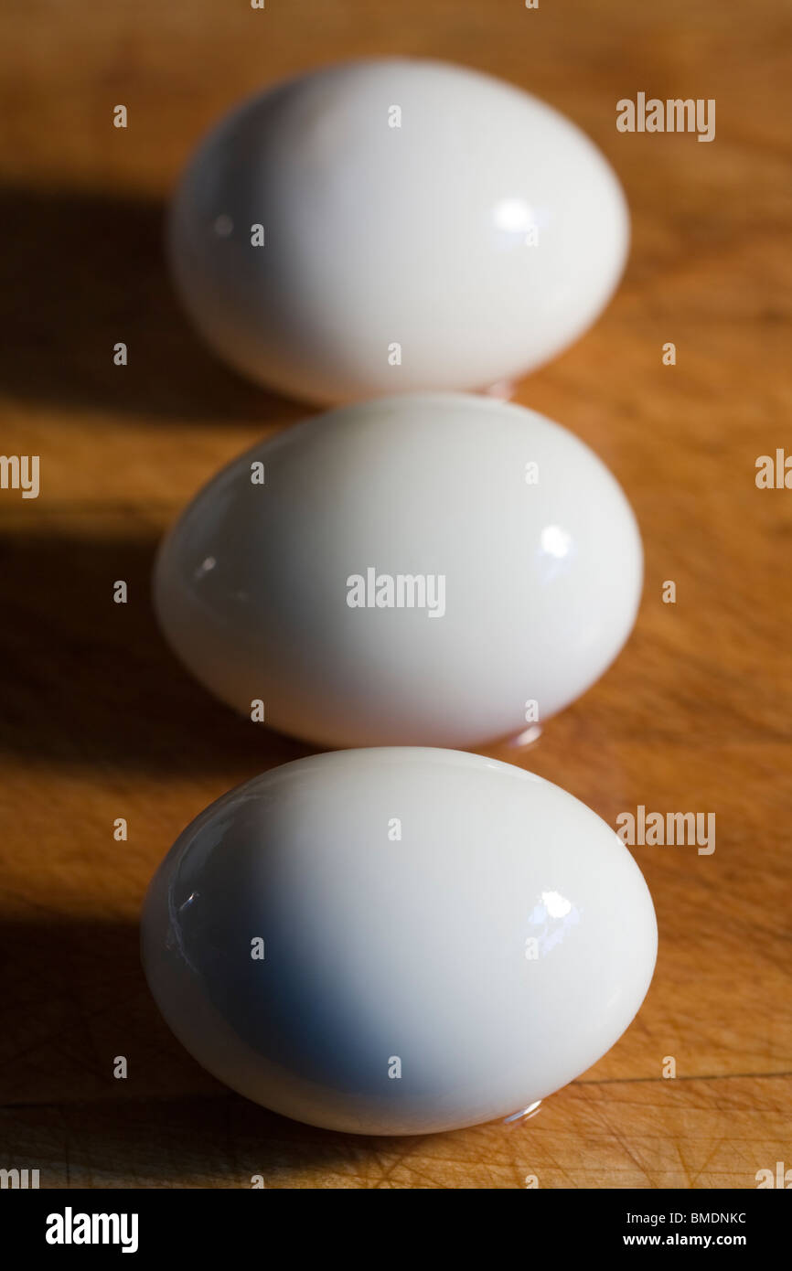 Hardboiled peeled eggs hi-res stock photography and images - Alamy