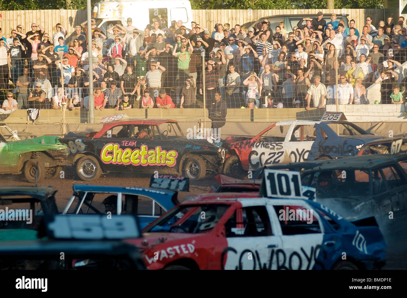 smashed smash smashing up crash crashes crashing stock uk stockcar ...