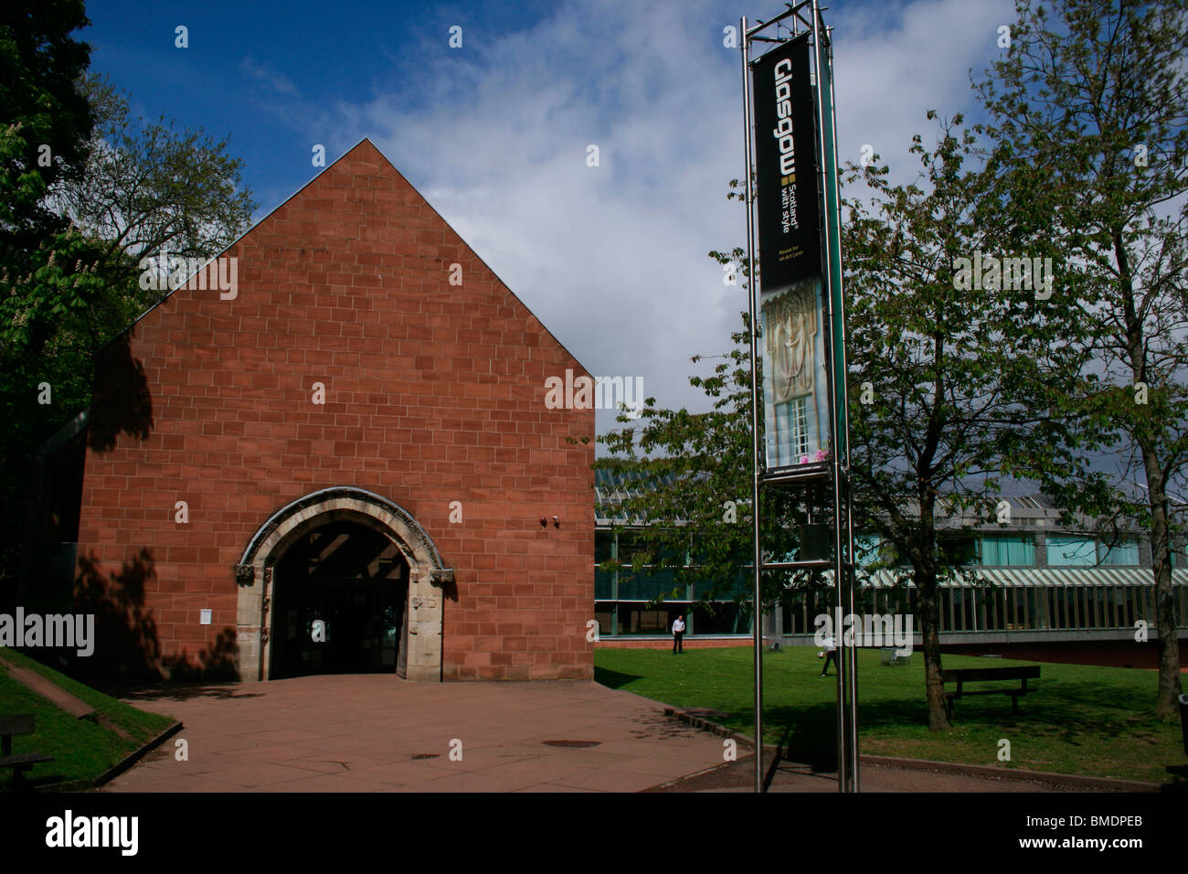 Entrance to the Burrell Collection, Pollok Country Park, Glasgow Stock ...