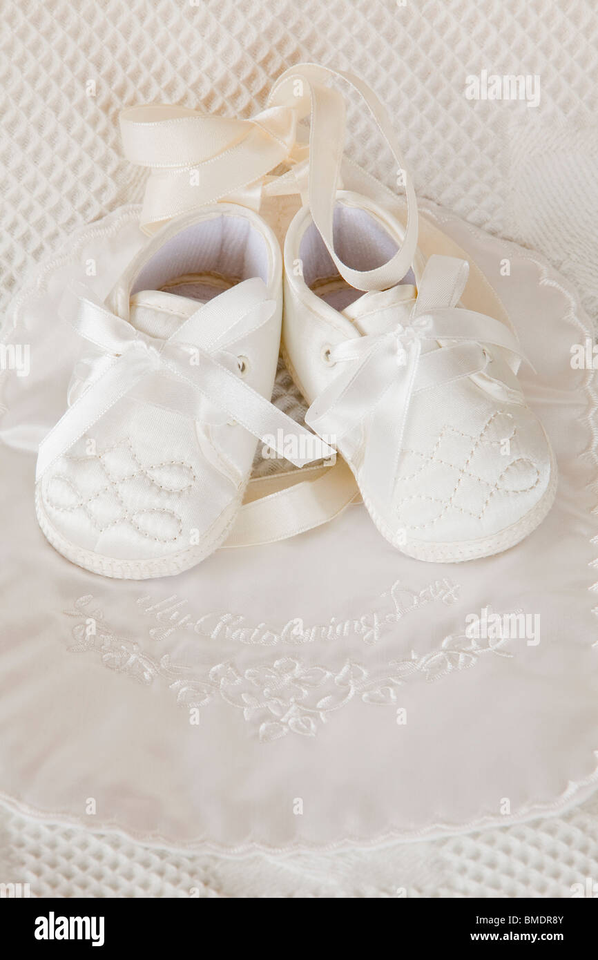 English traditional shoes hi-res stock photography and images - Alamy