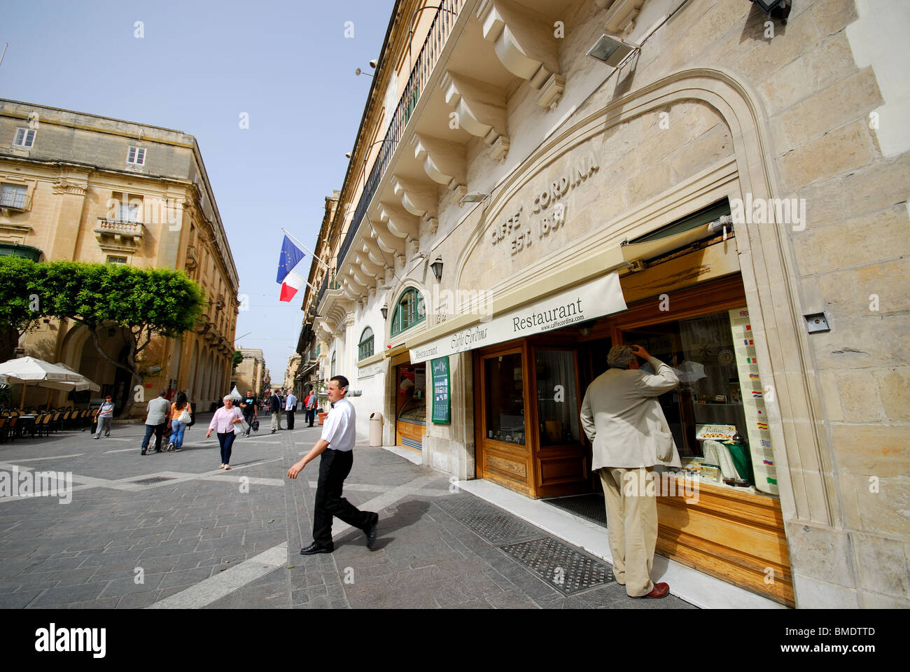Valletta cordina cafe hi-res stock photography and images - Alamy