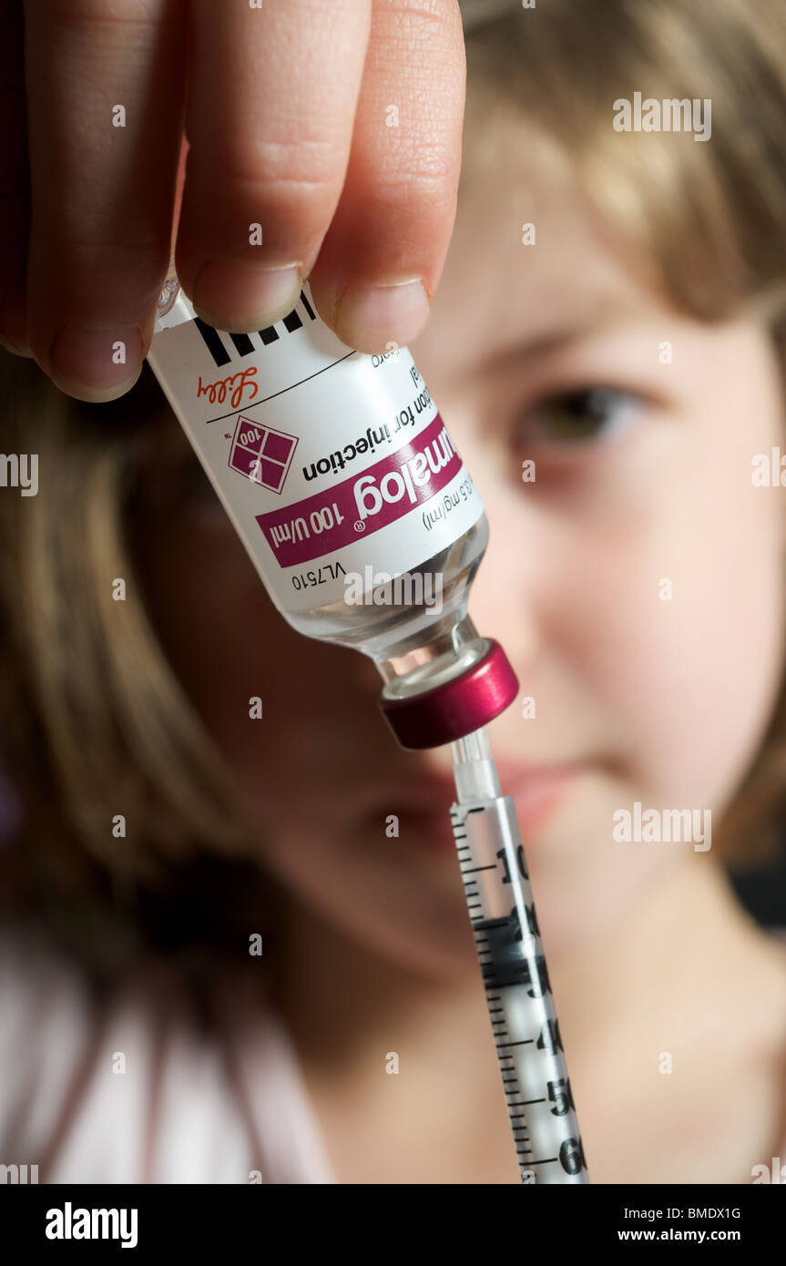 Insulin injection child hi-res stock photography and images - Alamy