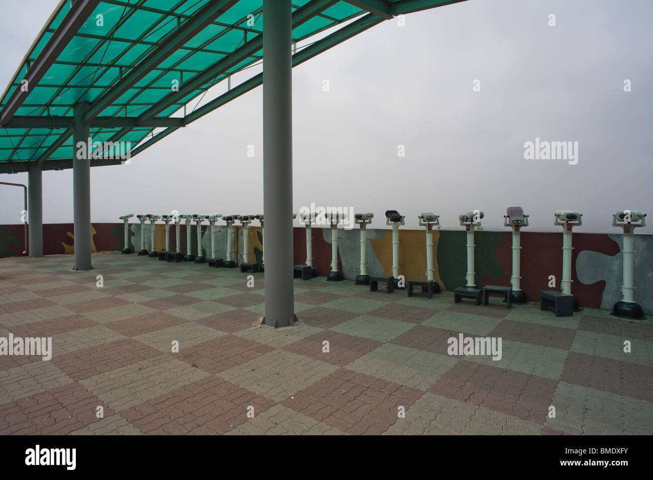 Dorasan observatory hi-res stock photography and images - Alamy