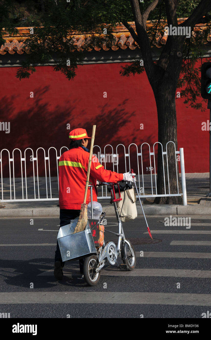 Street Sweeper Street Cleaner Cleaning Stock Photos & Street Sweeper ...