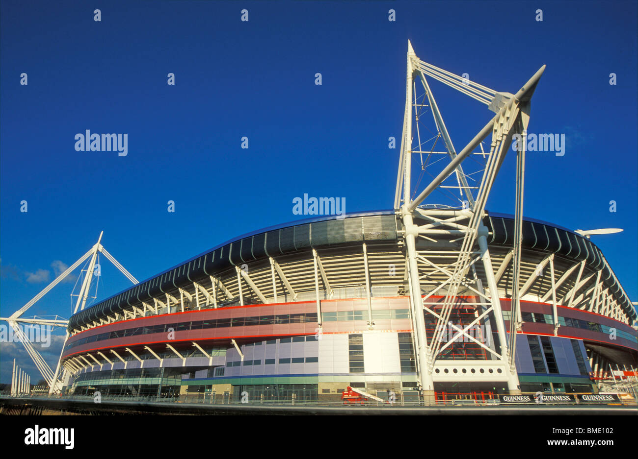 Principality stadium cardiff hi-res stock photography and images - Alamy