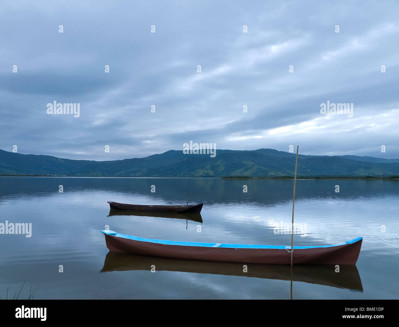 Two canoes hi-res stock photography and images - Alamy