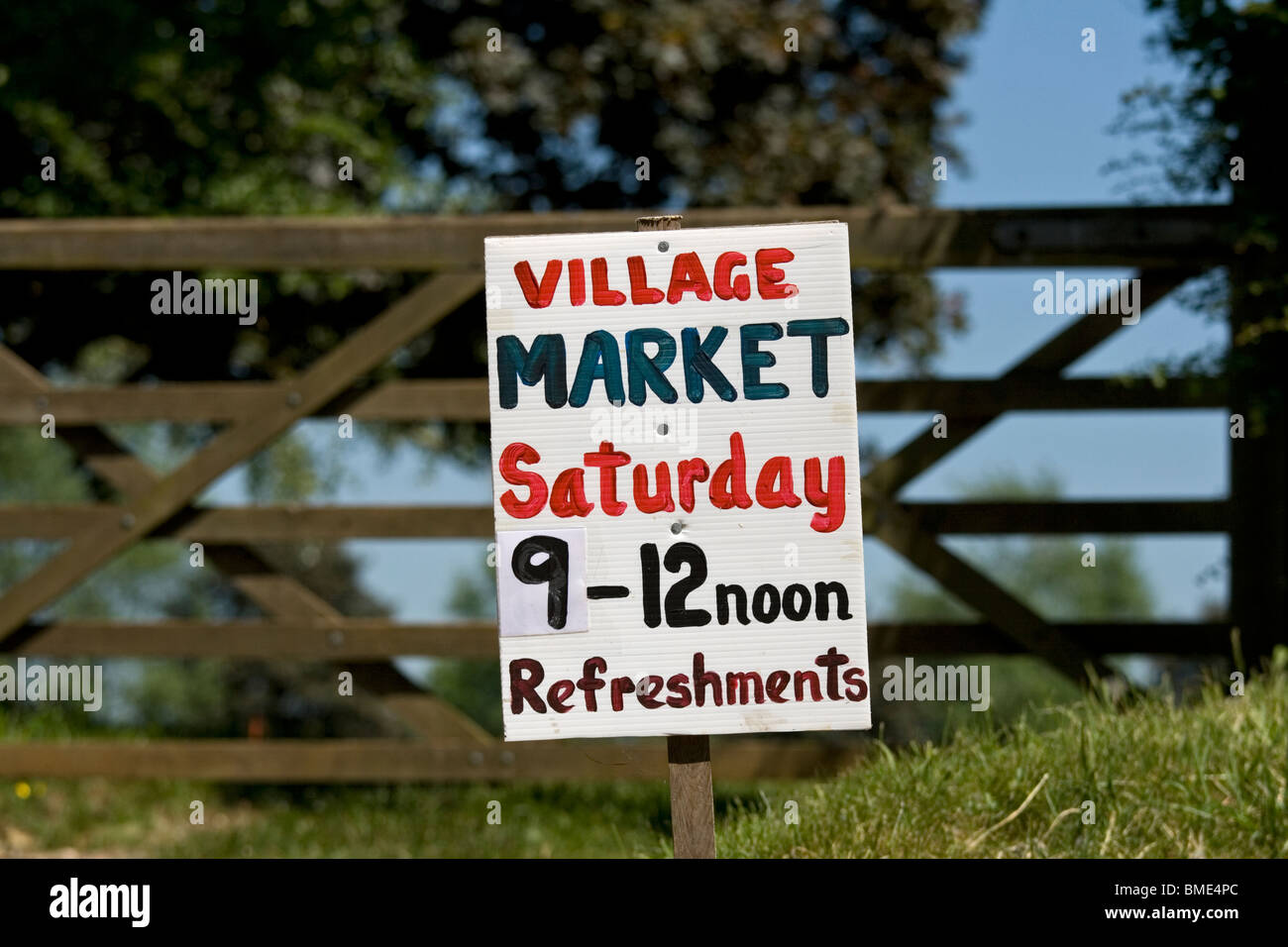 Village fete sign hi-res stock photography and images - Alamy