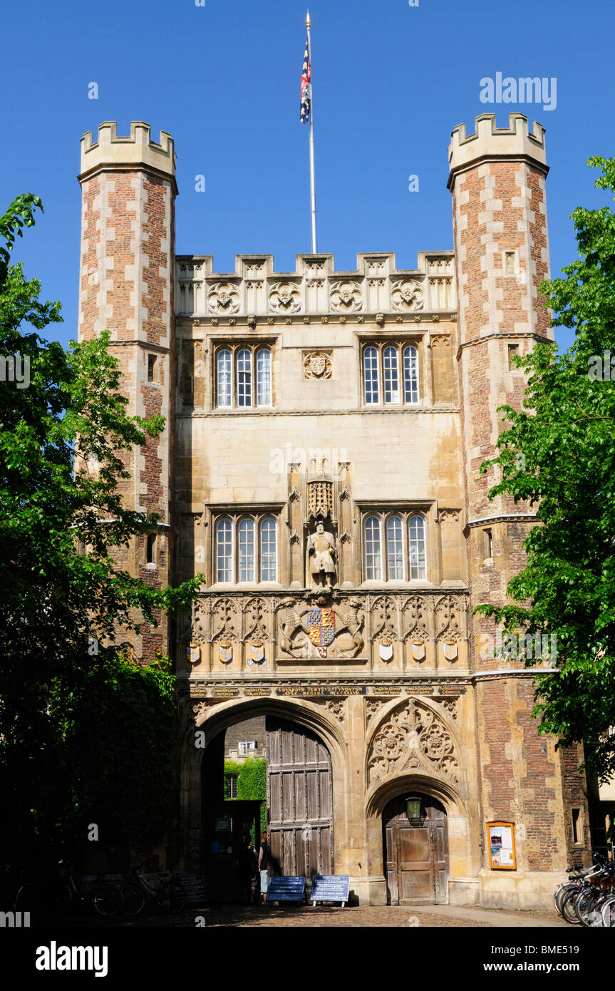 Great gate trinity college cambridge hi-res stock photography and ...