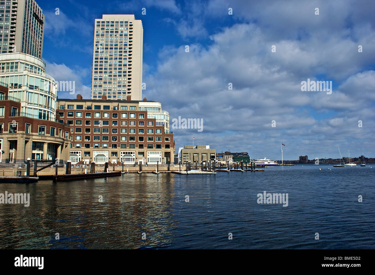 Rowes wharf architecture hi-res stock photography and images - Alamy