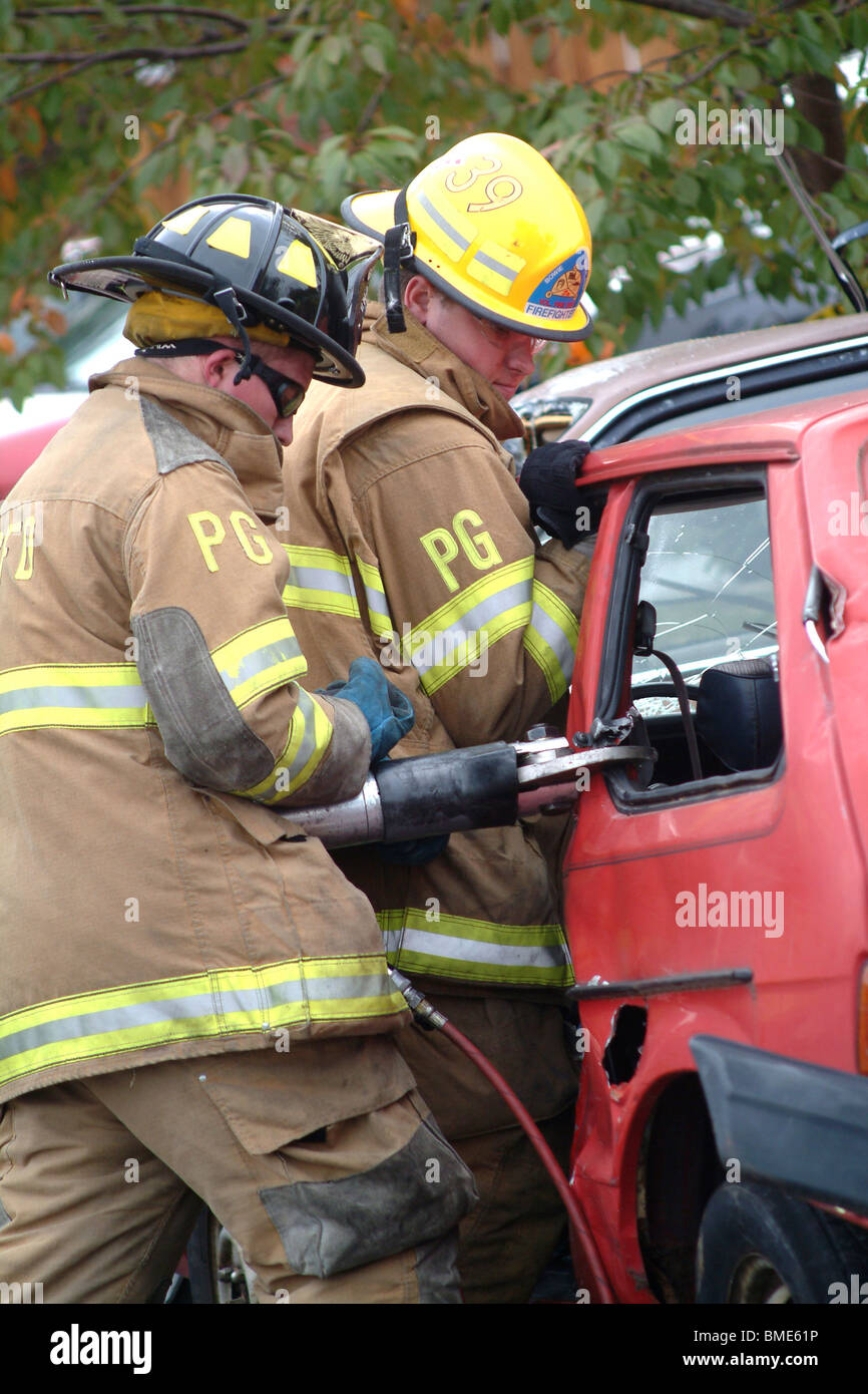 Auto extrication hi-res stock photography and images - Alamy