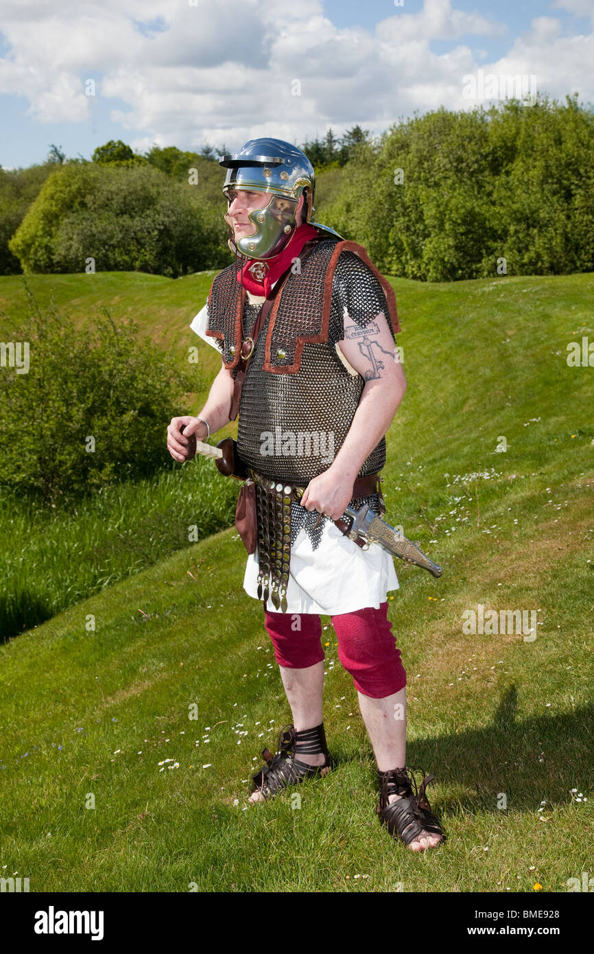 Caverlock castle hi-res stock photography and images - Alamy