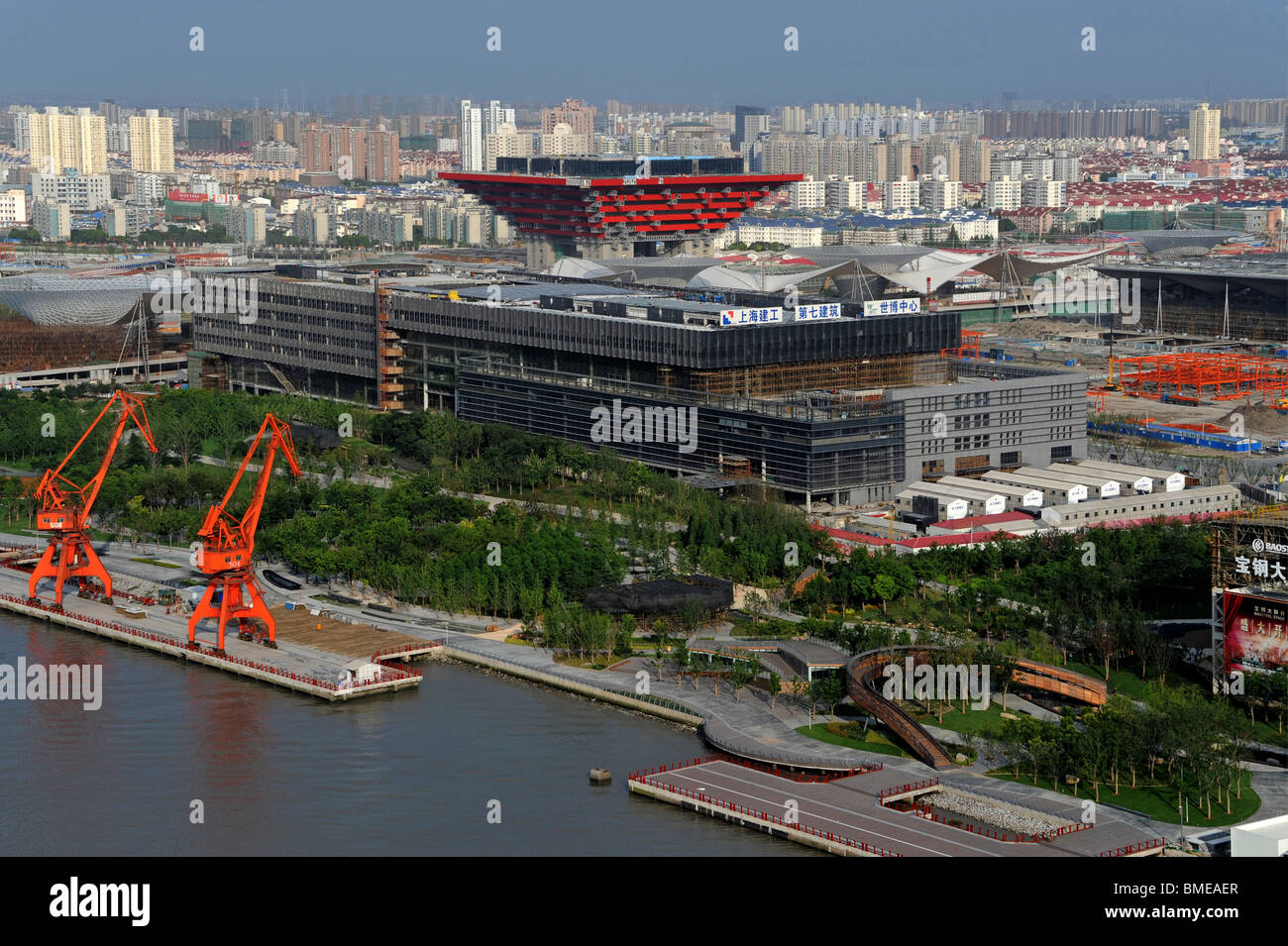 Construction site of Zone B along Huangpu River, 2010 Shanghai World ...
