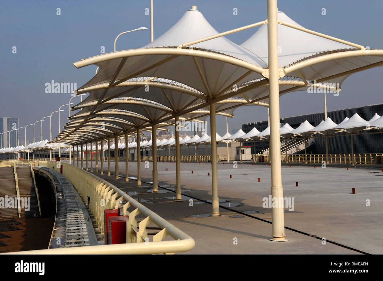 Tent shaped walkways in Zone B, 2010 Shanghai Expo Park, Pudong ...