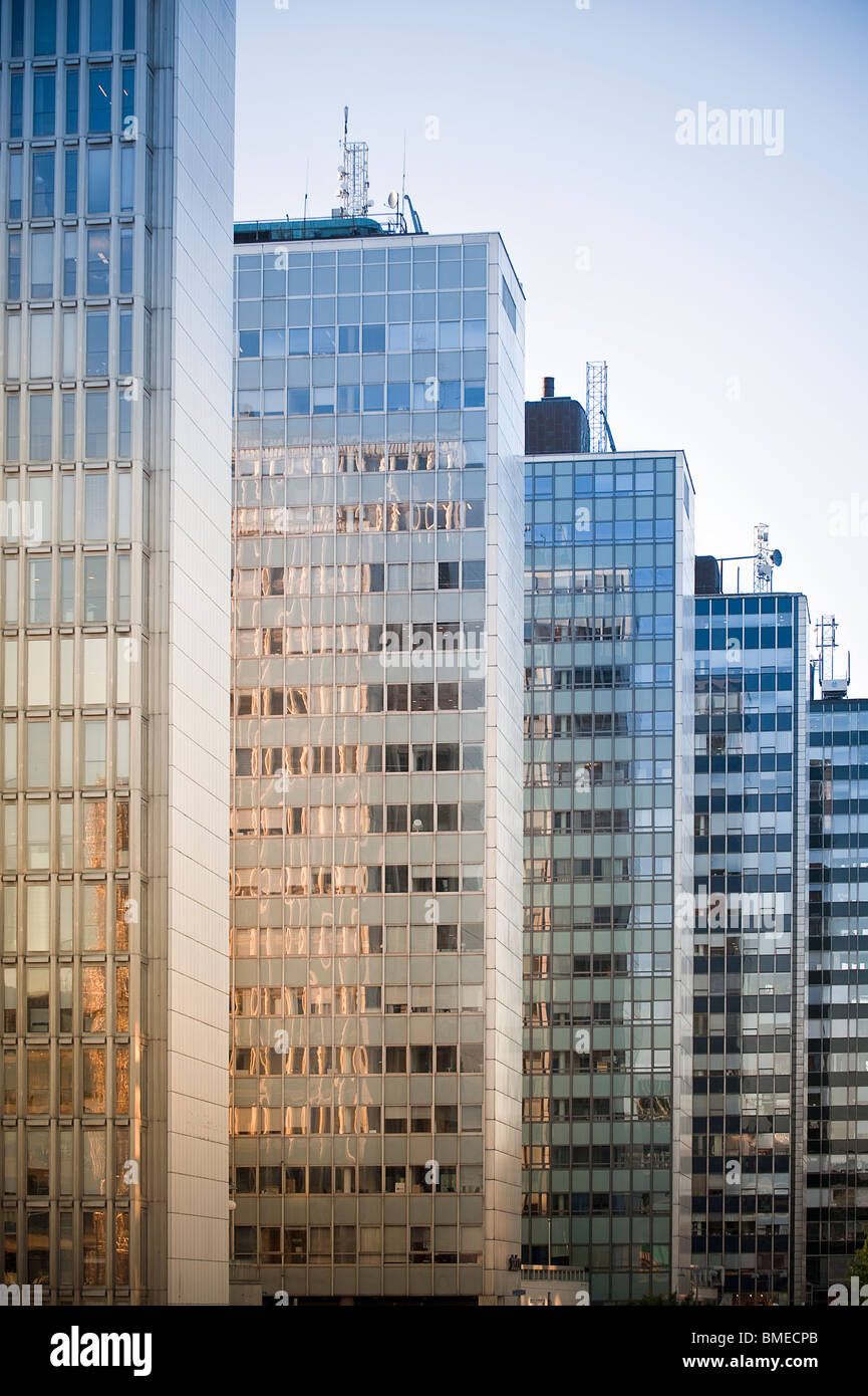 Tall buildings hi-res stock photography and images - Alamy