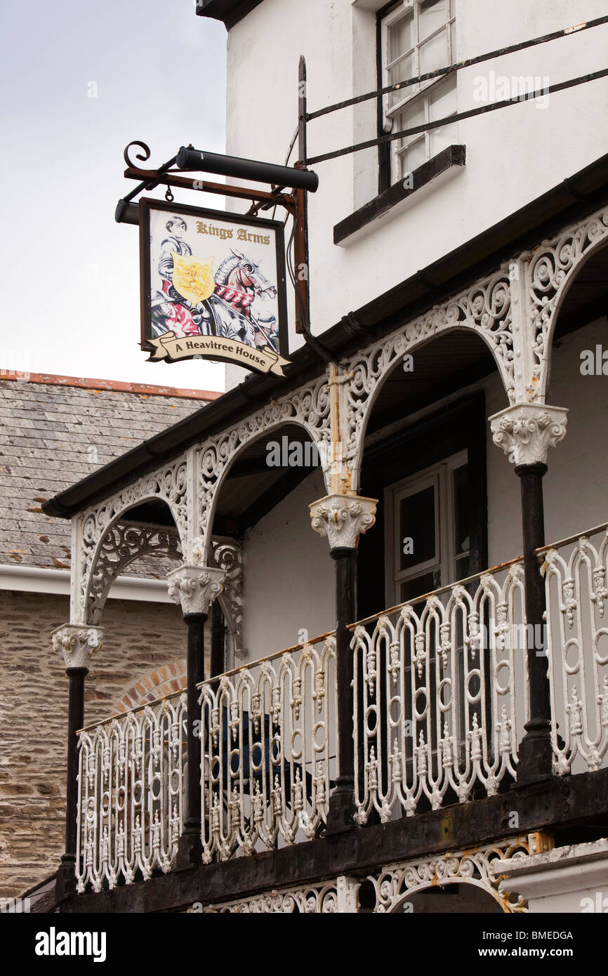 UK, England, Devon, Strete, Kings Arms Grade 2 listed public house with ...