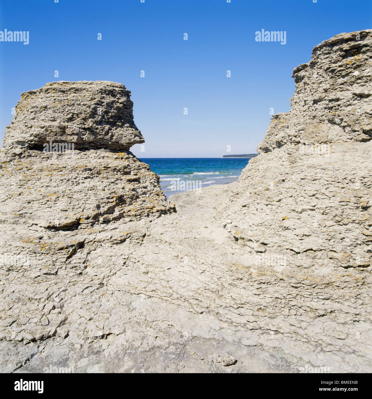 Sea erosion pillar hi-res stock photography and images - Alamy