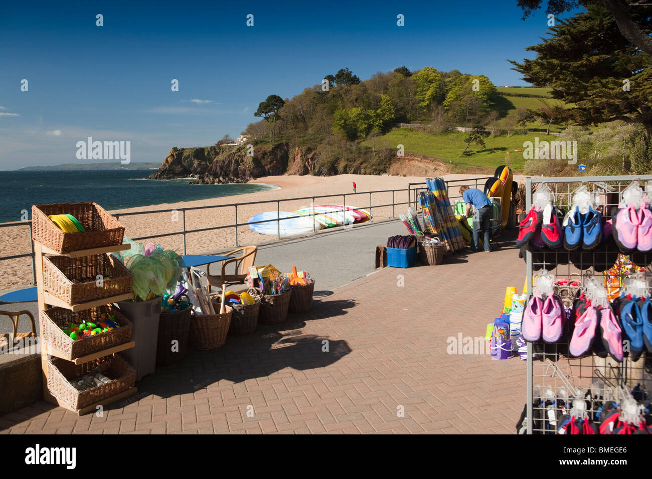 Blackpool beach sunny empty hi-res stock photography and images - Alamy