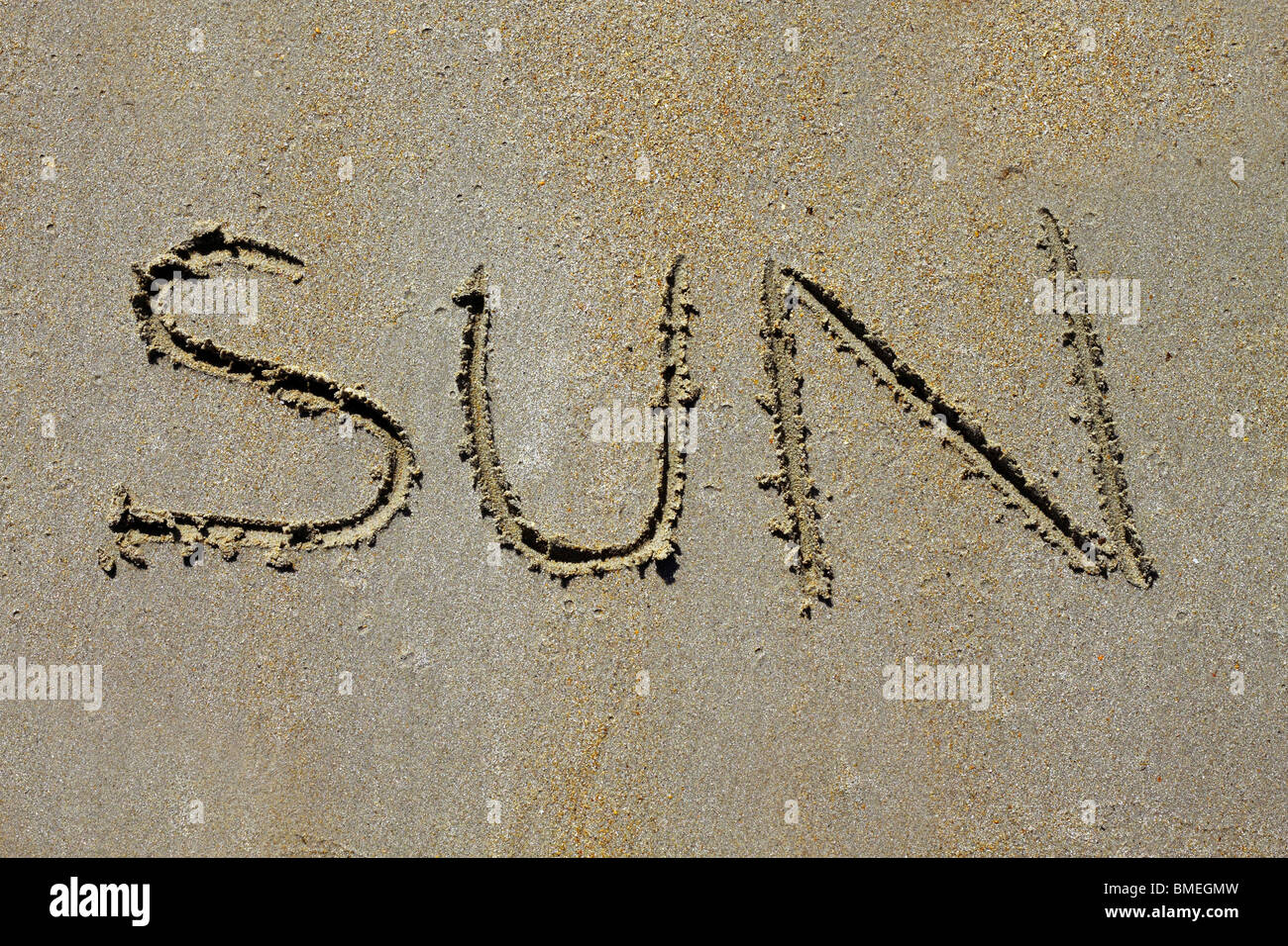 word sun spell on beach wet sand such a summer vacation metaphor Stock ...