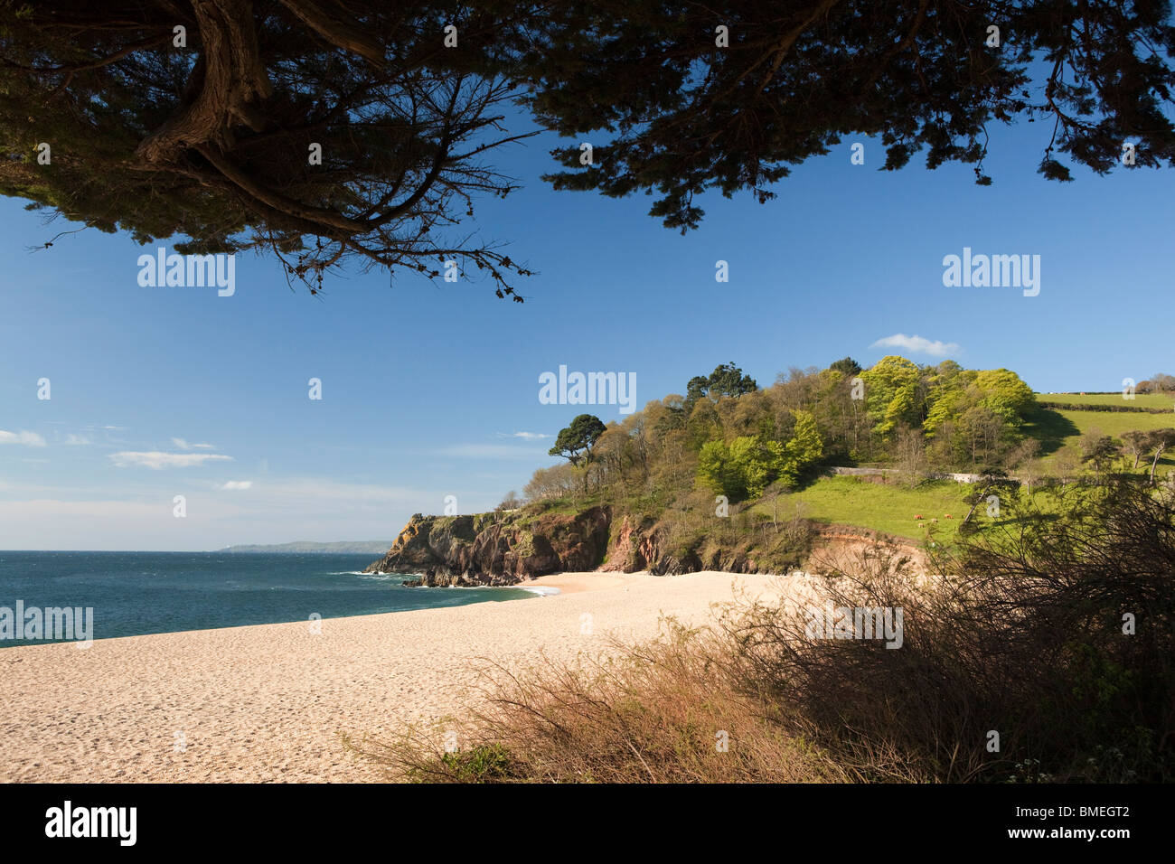 UK, England, Devon, south coast, empty Blackpool sands private beach ...