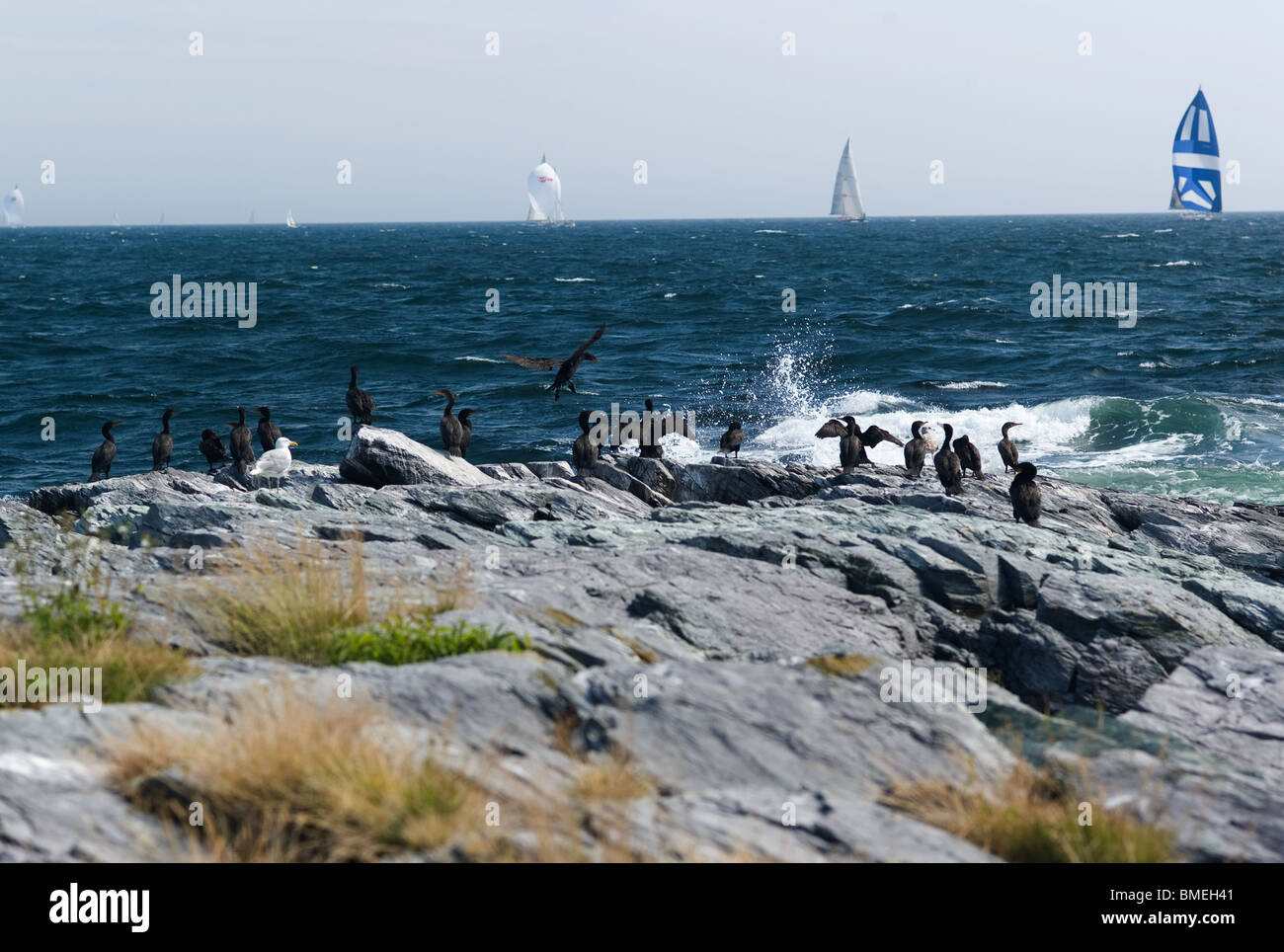 Island seascapes hi-res stock photography and images - Alamy