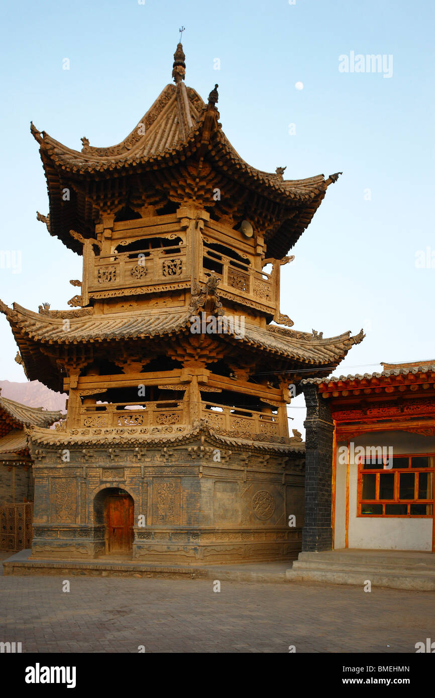 Chinese-style minaret of Qingshuihedong Mosque, Xunhua Salar Autonomous ...