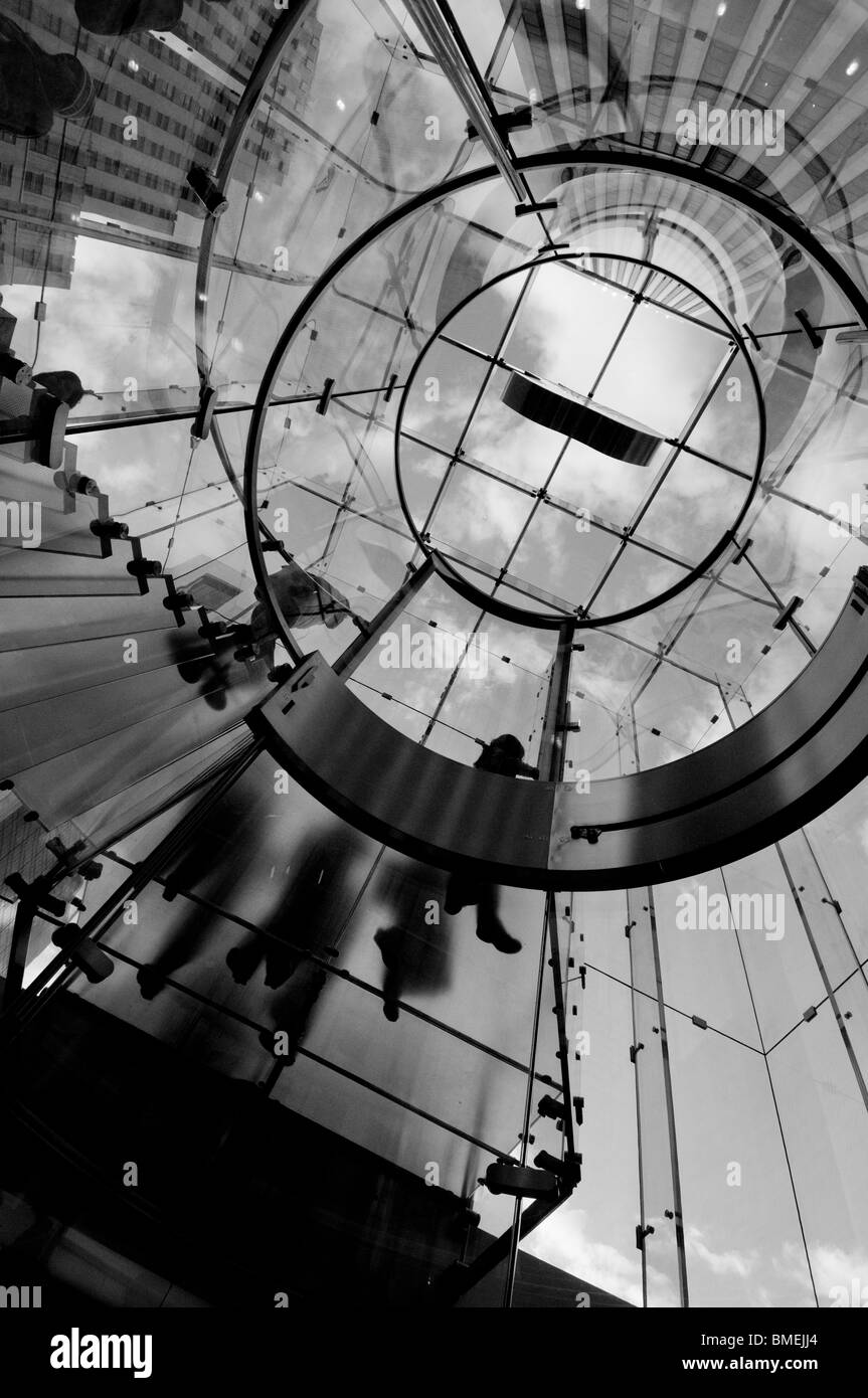 Apple Store Stairs Stock Photos & Apple Store Stairs Stock Images - Alamy
