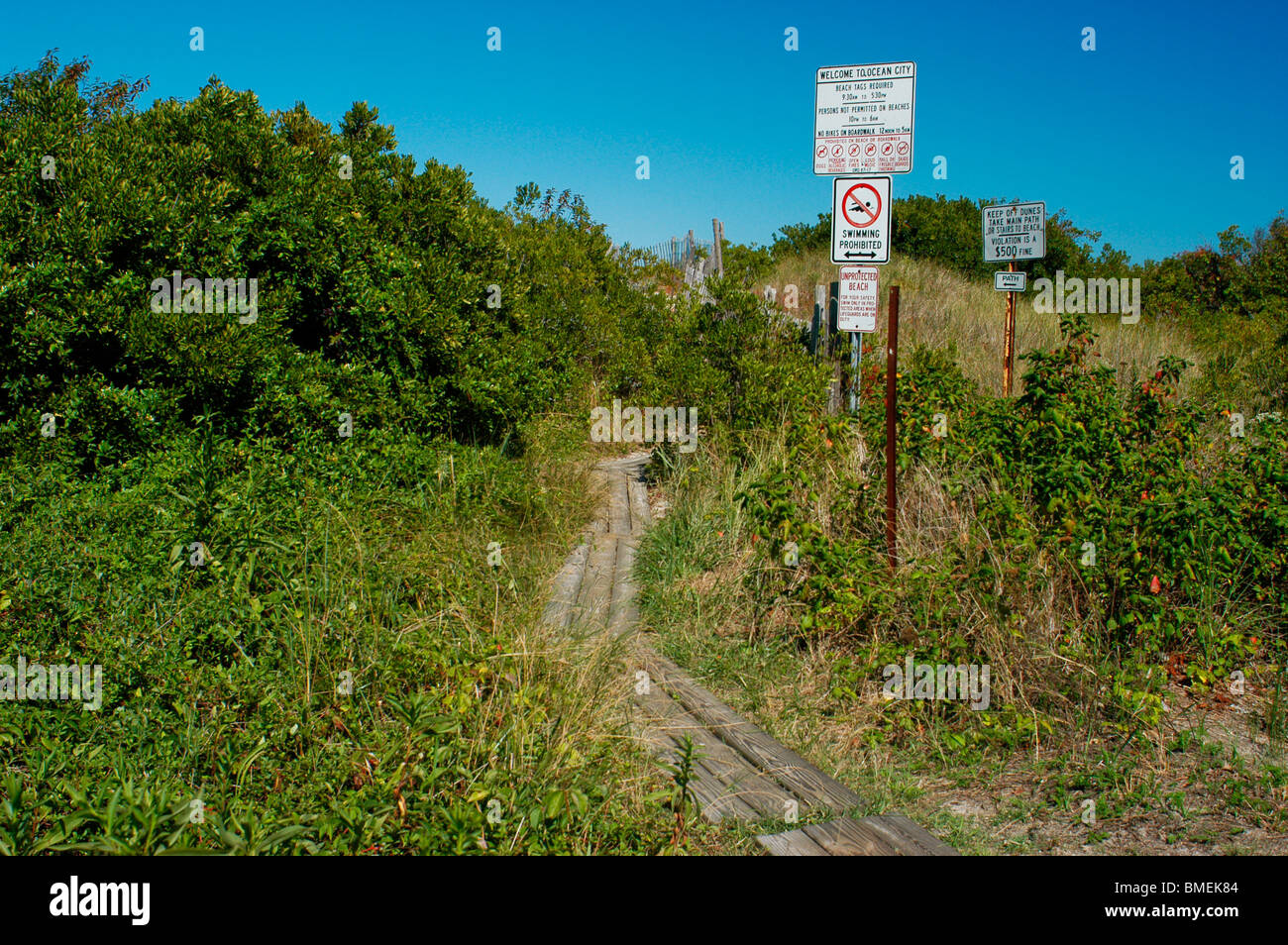 Ocean City, NJ, USA, Beach Scene, Pathway, with Sign Stock Photo - Alamy