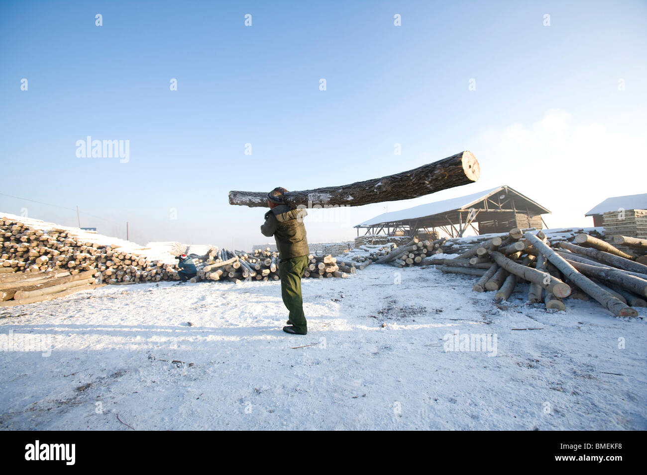 Jiamusi timber hi-res stock photography and images - Alamy